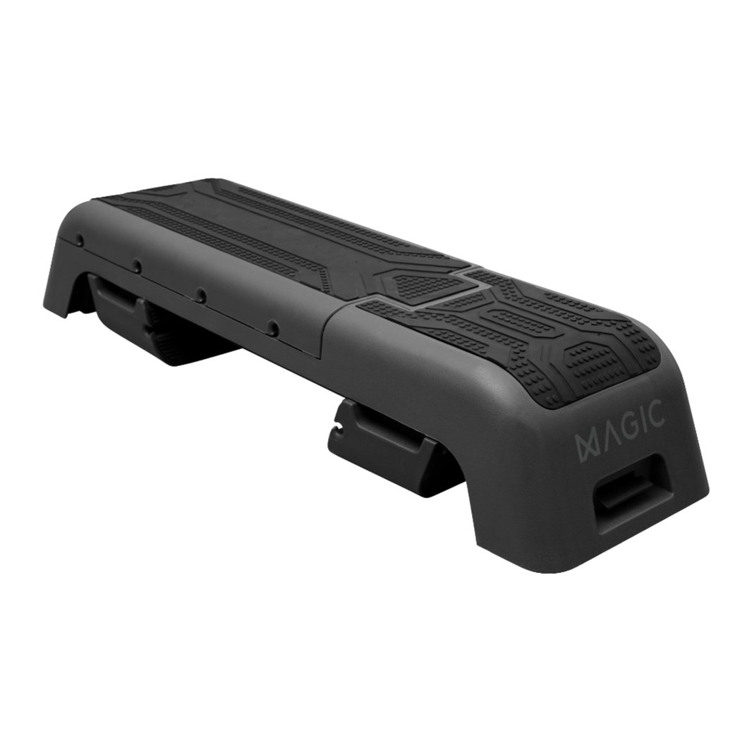 MAGIC AI: Interactive Exercise Smart Mirror